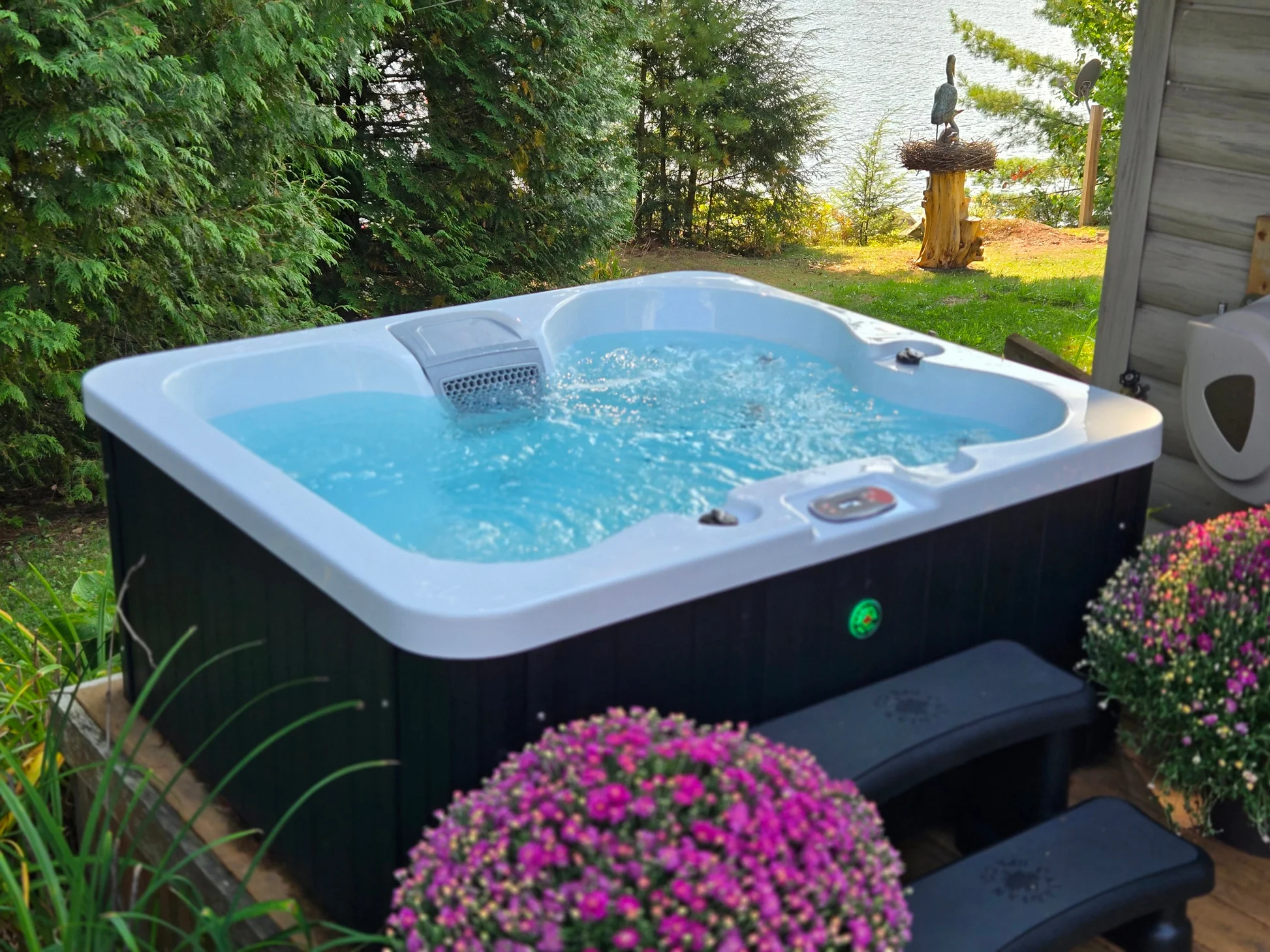 8 Best 4 Person Hot Tubs in 2026 - Hot Tub Reviewer